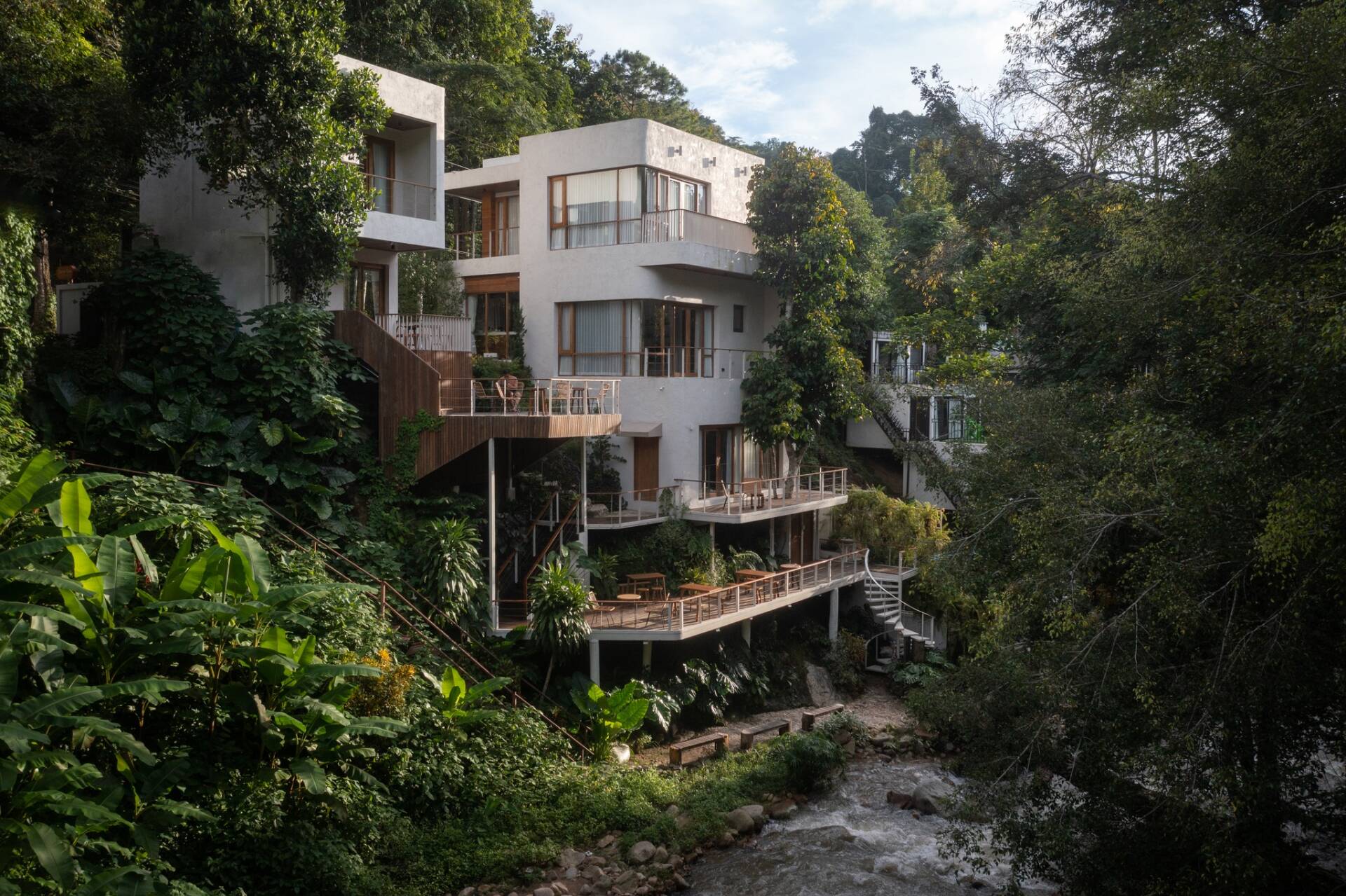 Taryn Tara Cafe and Stay: Thư giãn giữa thiên nhiên yên bình